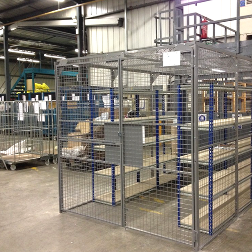 The Uses & Benefits Of Mesh Cages In The Warehouse - Avanta UK